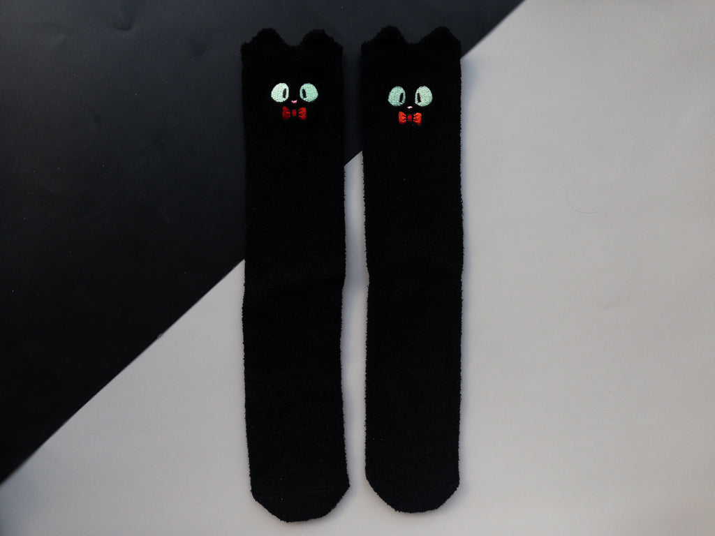 Delivery Girl Fuzzy Socks – KoKoSeoul